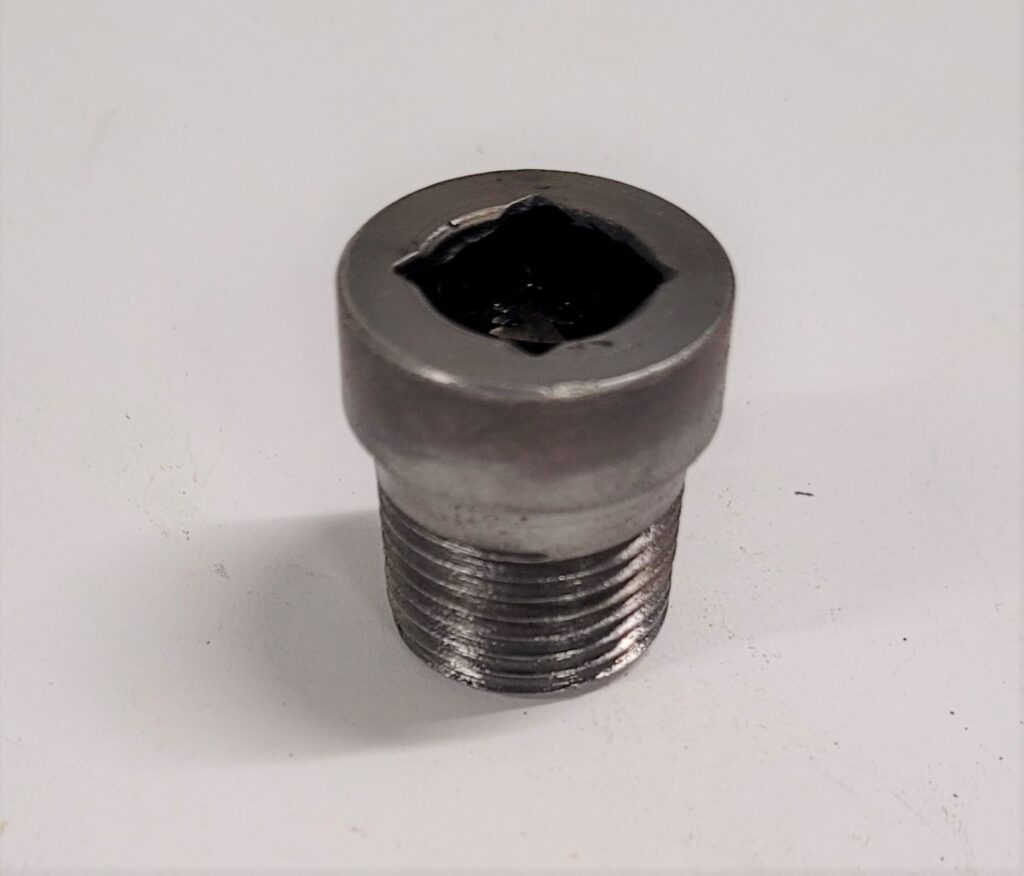 AXLE PLUG DRAIN - D&L Bensinger