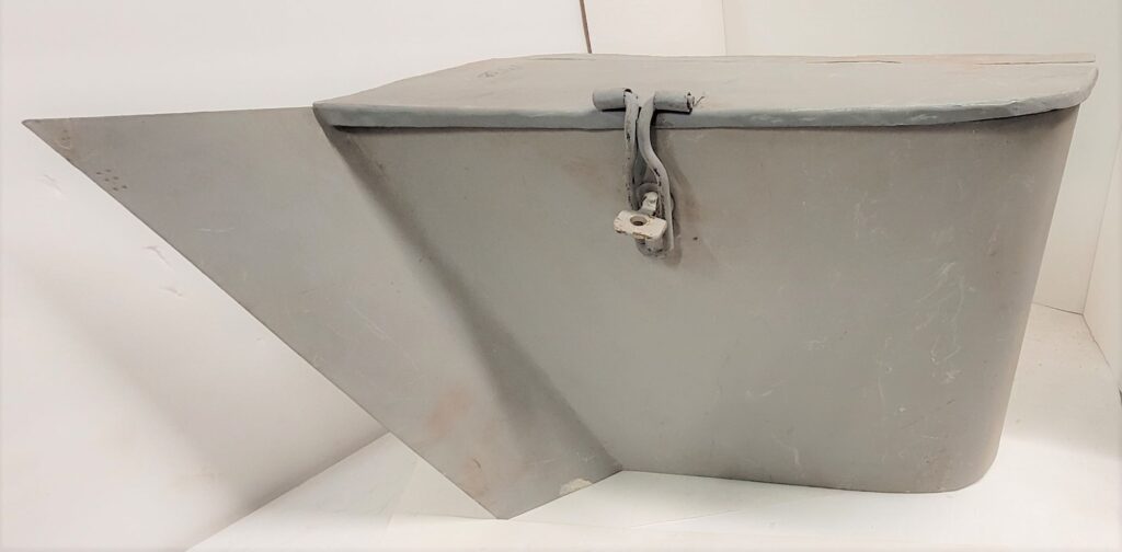 DRIVER SIDE FENDER STORAGE BOX M38 - D&L Bensinger